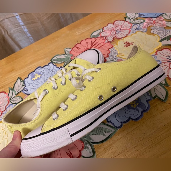 Converse | Shorts | Converse All Star Chuck Taylor Low Sneakers W M8 In ...